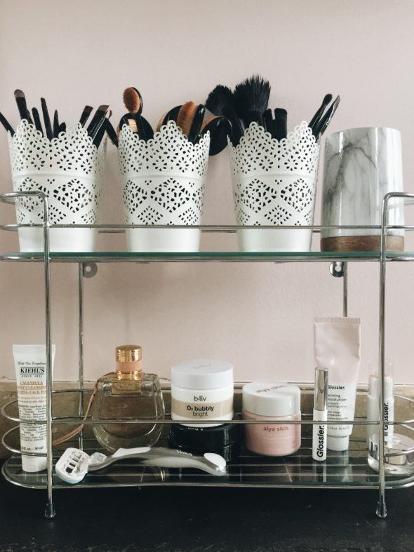 Cute Bathroom Essentials For Easier, Better Dorm Room Living