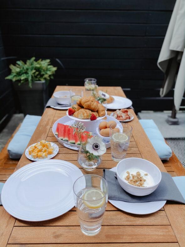 Breakfast in the Backyard – Kitchen Stuff Plus
